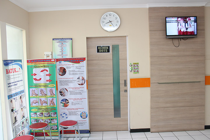 DOTS : KOMITMEN MELAWAN TUBERKULOSIS